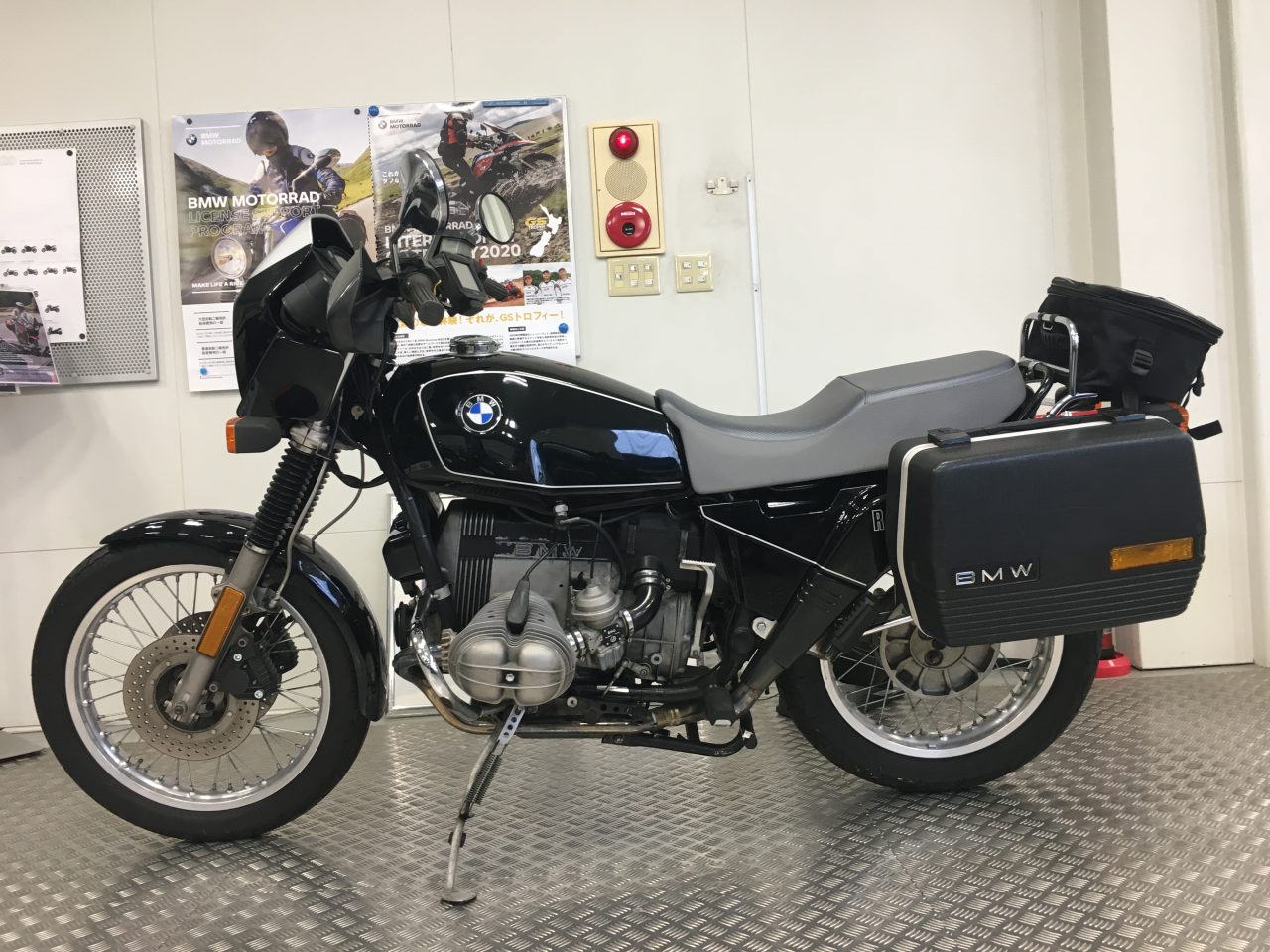 R80STが入りました！！ - BMWモーターサイクル正規ディーラー DATZ