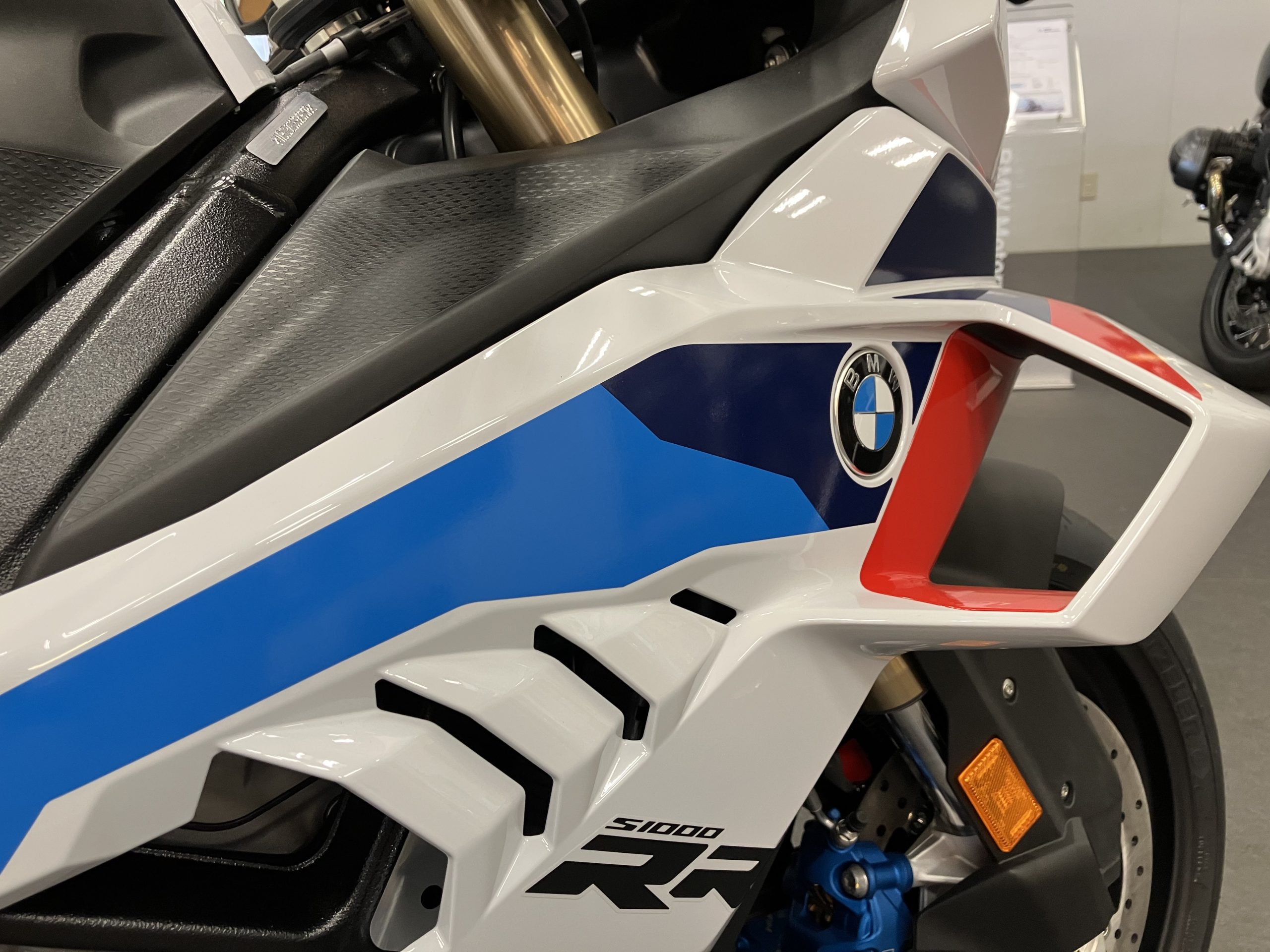 IMG_9196 - BMWモーターサイクル正規ディーラー DATZ